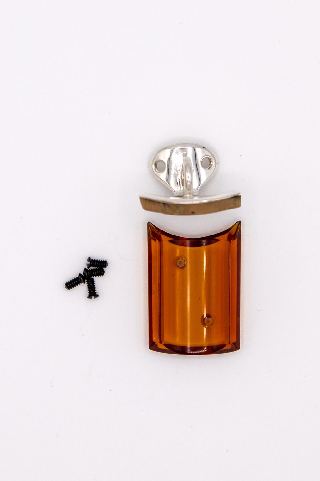 "Dutch" thumb rest with plaque (and ring) for Oboe - Loree - Paris